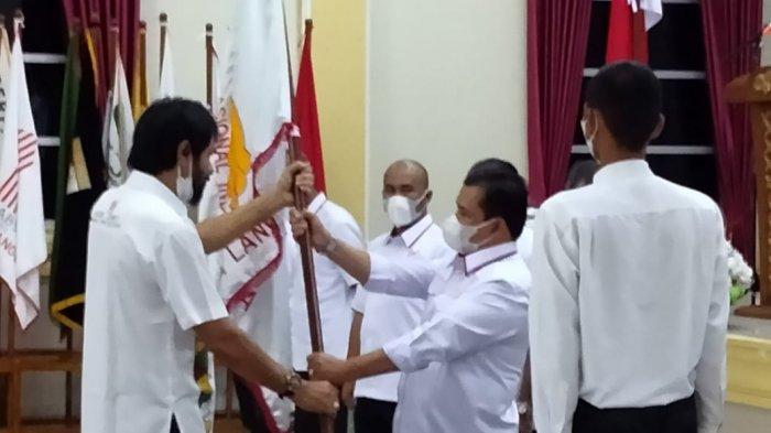 Mualem Lantik Pengurus KONI Langsa - Serambinews.com Mualem Lantik Pengurus KONI Langsa - Serambinews.com
