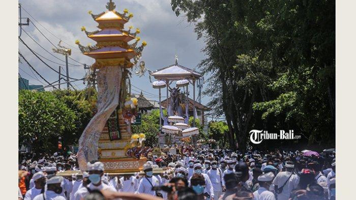 BREAKING NEWS - Puncak Palebon Ida Pedanda Nabe Gede Dwija Ngenjung ... BREAKING NEWS - Puncak Palebon Ida Pedanda Nabe Gede Dwija Ngenjung ...