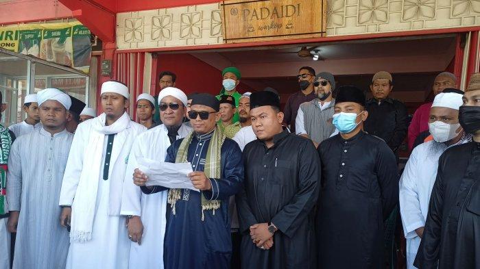 Forum Umat Islam Karimun Desak Menag Yaqut Minta Maaf ke Seluruh Umat ... Forum Umat Islam Karimun Desak Menag Yaqut Minta Maaf ke Seluruh Umat ...
