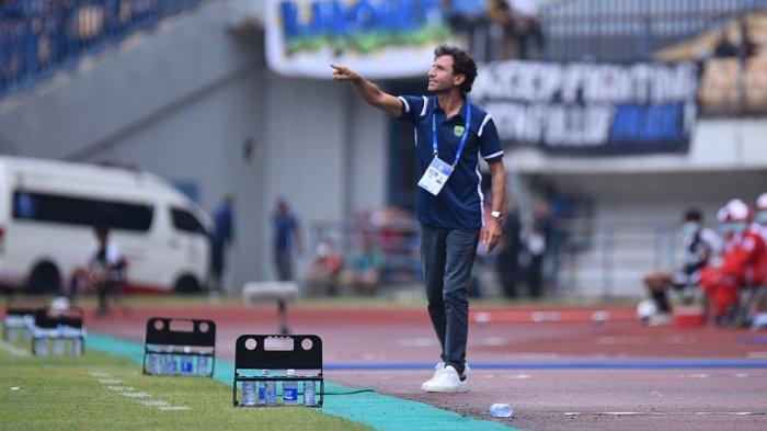 Alasan Luis Milla Rubah Formasi Persib Bandung saat Kalahkan RANS ... Alasan Luis Milla Rubah Formasi Persib Bandung saat Kalahkan RANS ...