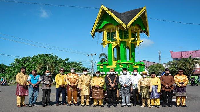 Pemda Ketapang Akan Bangun Tugu yang Ikonik Dengan Kota Ketapang ... Pemda Ketapang Akan Bangun Tugu yang Ikonik Dengan Kota Ketapang ...