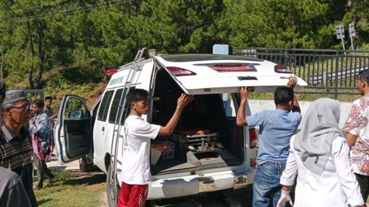 KRONOLOGI Kecelakaan Maut di Bireuen, Suami Meninggal di Tempat, Istri ... KRONOLOGI Kecelakaan Maut di Bireuen, Suami Meninggal di Tempat, Istri ...