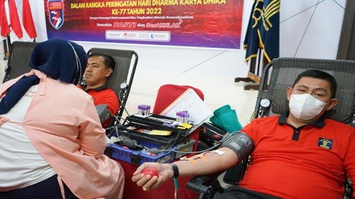 Jajaran Kemenkumham Sumsel Sumbangkan 364 Kantong Darah ke PMI ... Jajaran Kemenkumham Sumsel Sumbangkan 364 Kantong Darah ke PMI ...